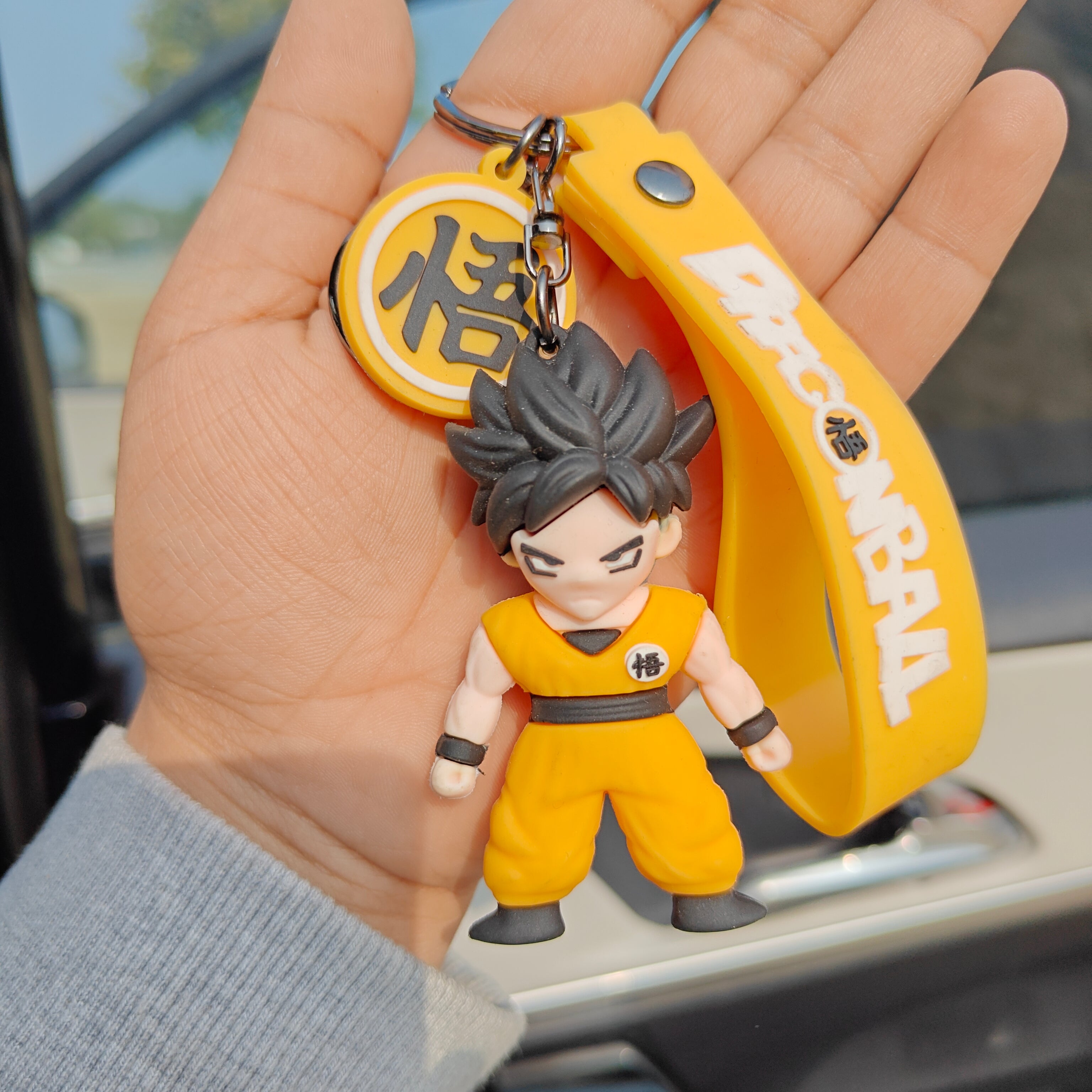 Saiyan Pride: Goku Keychain – Gifting Bonsai